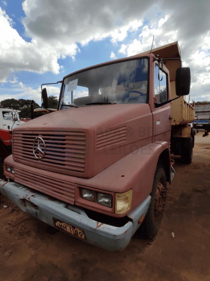 Lote 13: M. Benz LK 1414 90/91 Caminhões em leilão | APA & BRF Leilões