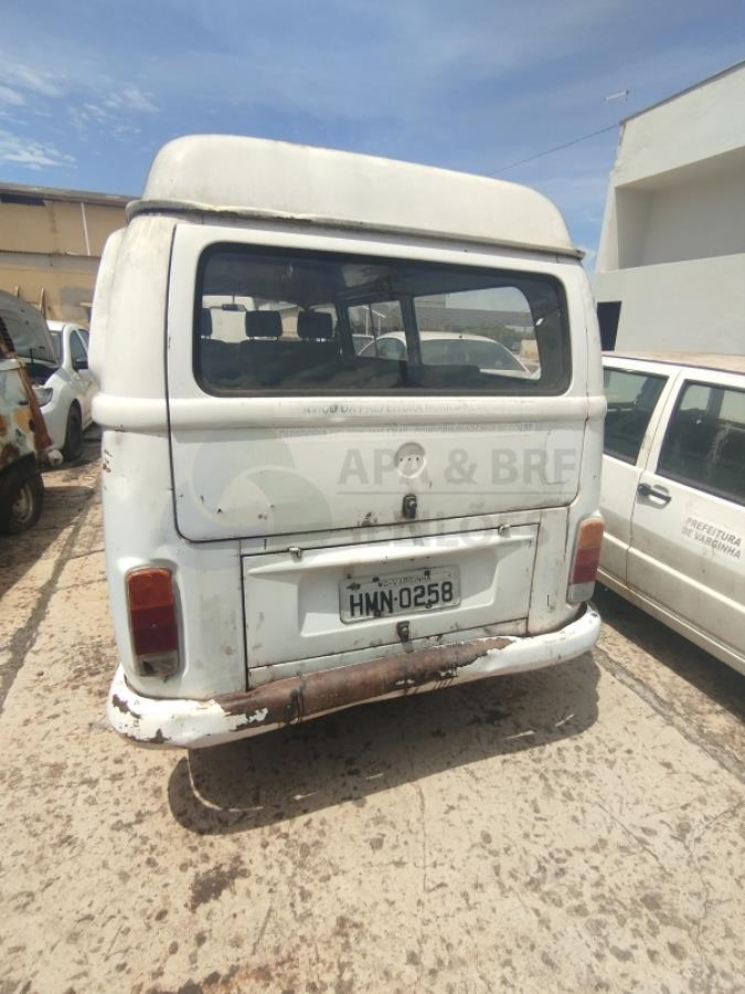 Volkswagen Kombi 03/03 Carros em leilão | APA & BRF Leilões